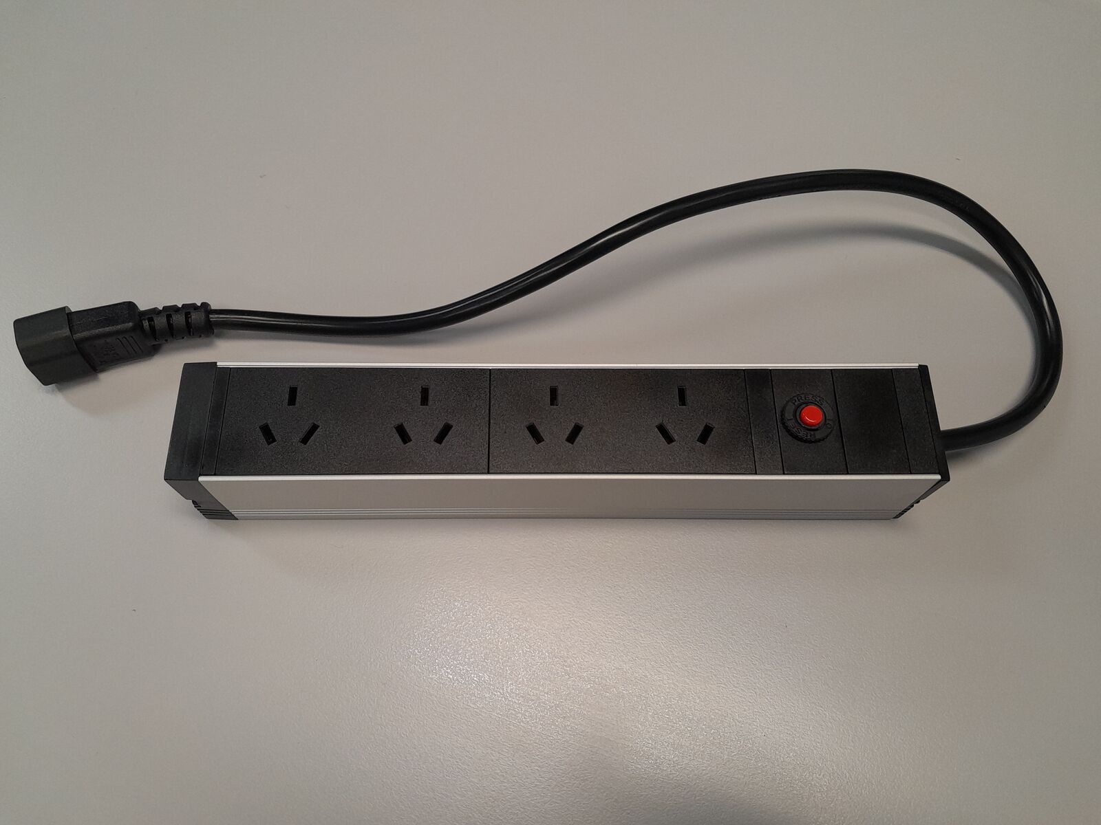 Mingye 4-way Powerboard Rev 16 - PcLocs