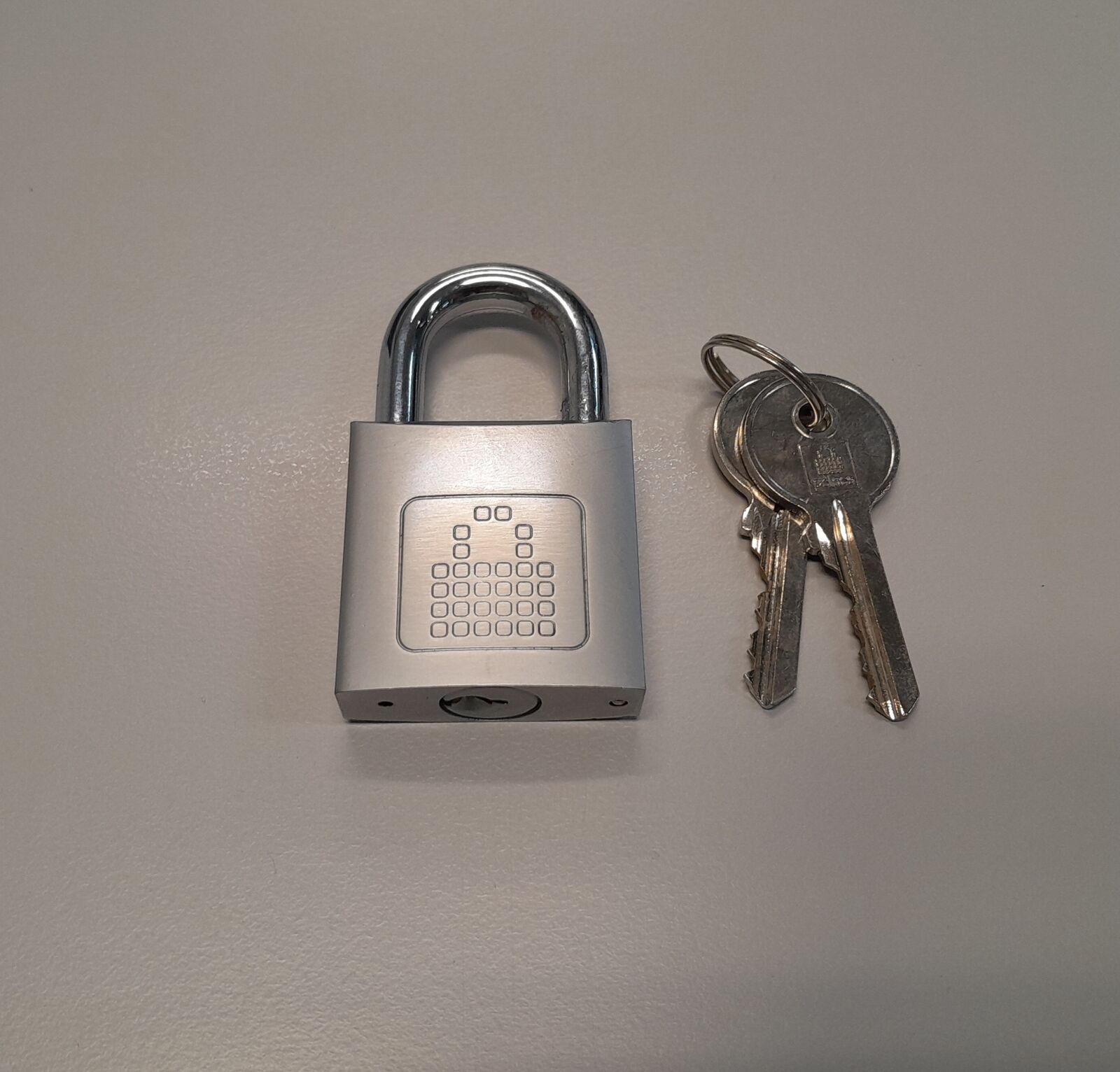 Revolution Padlock (402) - PcLocs